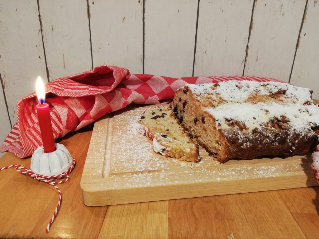 Rezept für einen einfachen & saftigen Stollen – Mini & Mami | family ...